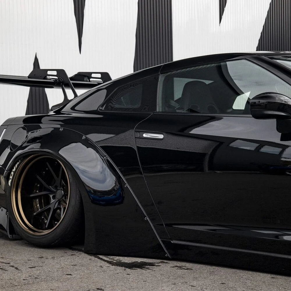 LIBERTY WALK LB-WORKS TYPE-1.5 WIDEBODY KIT FOR R35 NISSAN GT-R (2009 ...